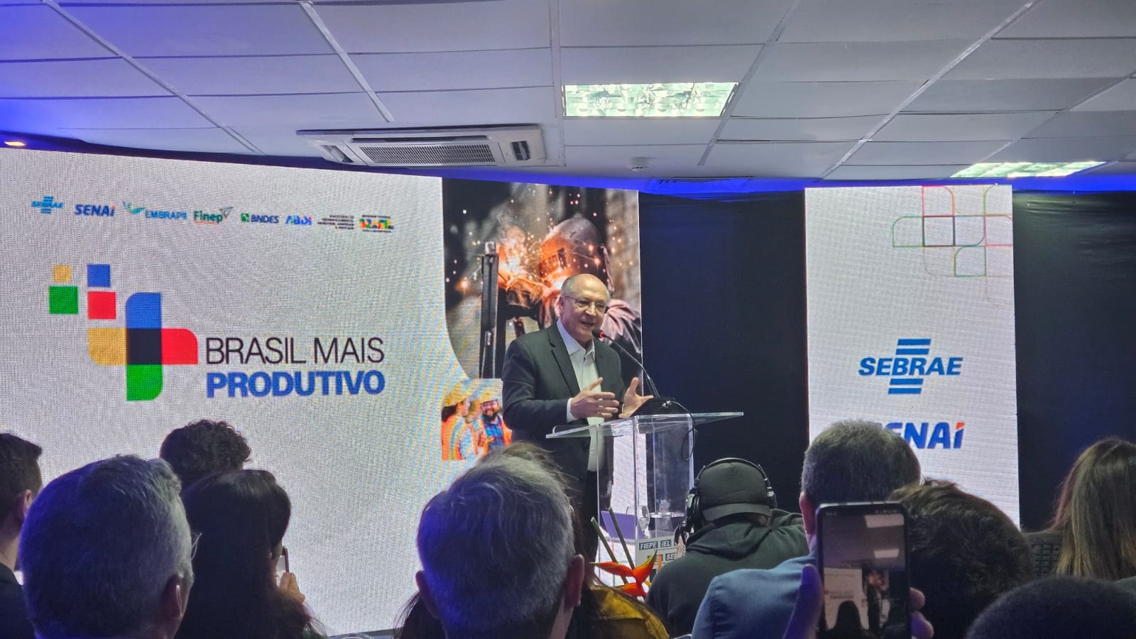 Alckmin apresenta o Brasil + Produtivo a empresários pernambucanos