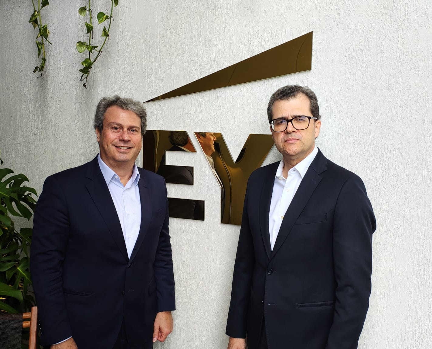 EY inaugura centro tecnológico no Porto Digital e fortalece operação no ...